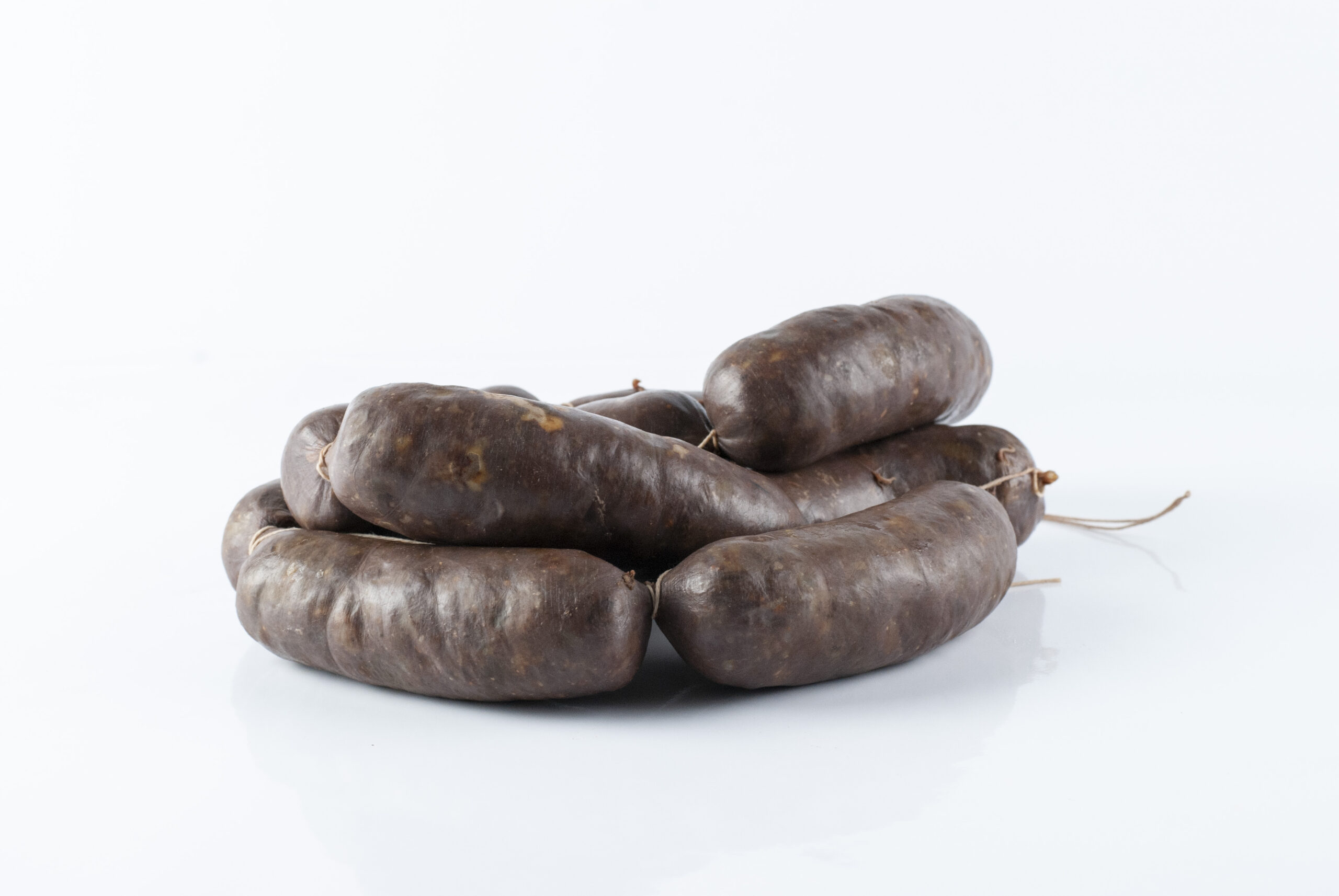 Morcilla de Cebolla y Pincho: Sabor Tradicional en Cada Bocado